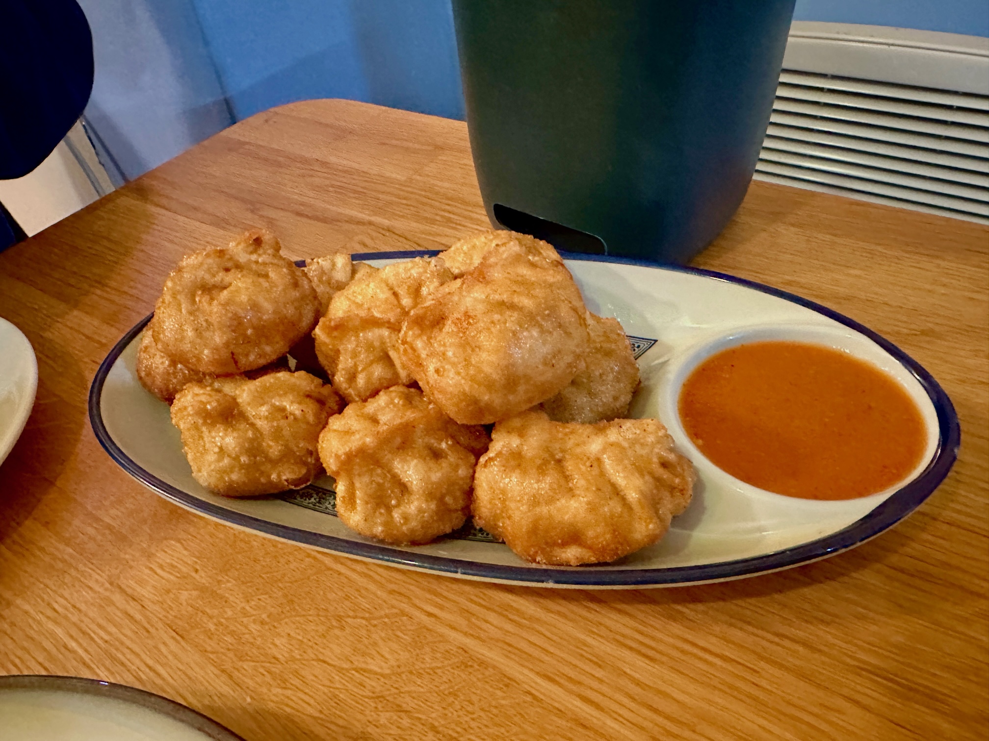 Restaurant review: Momo 2 Go – Edible Reading